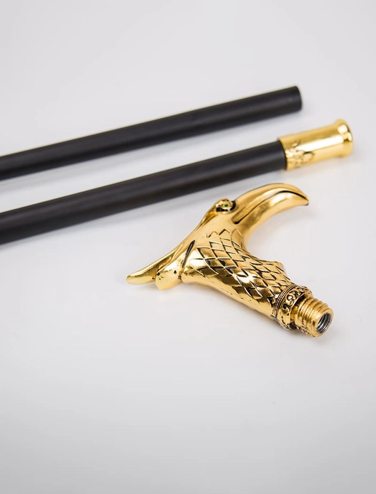 Gậy baton đầu chim ưng